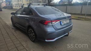 Toyota Corolla 2021 in Riga, with an engine capacity of 1.80 L and mileage of 181 thousand km for 14000 €, photo 5 on AUTOMOTO.COM.LV