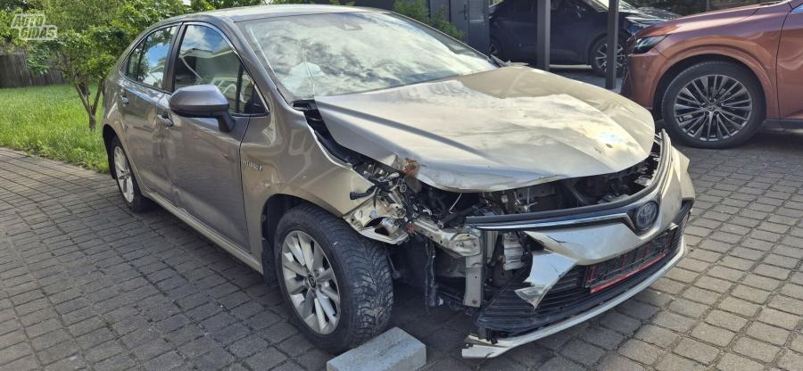 Toyota Corolla 2021 in Kaunas, with an engine capacity of 1.80 L and mileage of 61 thousand km for 4250 €, photo 7 on AUTOMOTO.COM.LV
