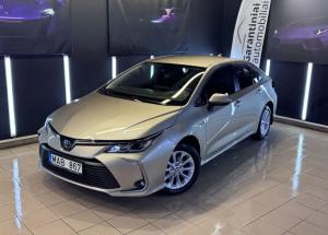 Toyota Corolla 2021 Viļņa, ar dzinēja tilpumu 1.80 L un nobraukumu 107 tūkst. km par 16950 €, foto  vietnē AUTOMOTO.COM.LV