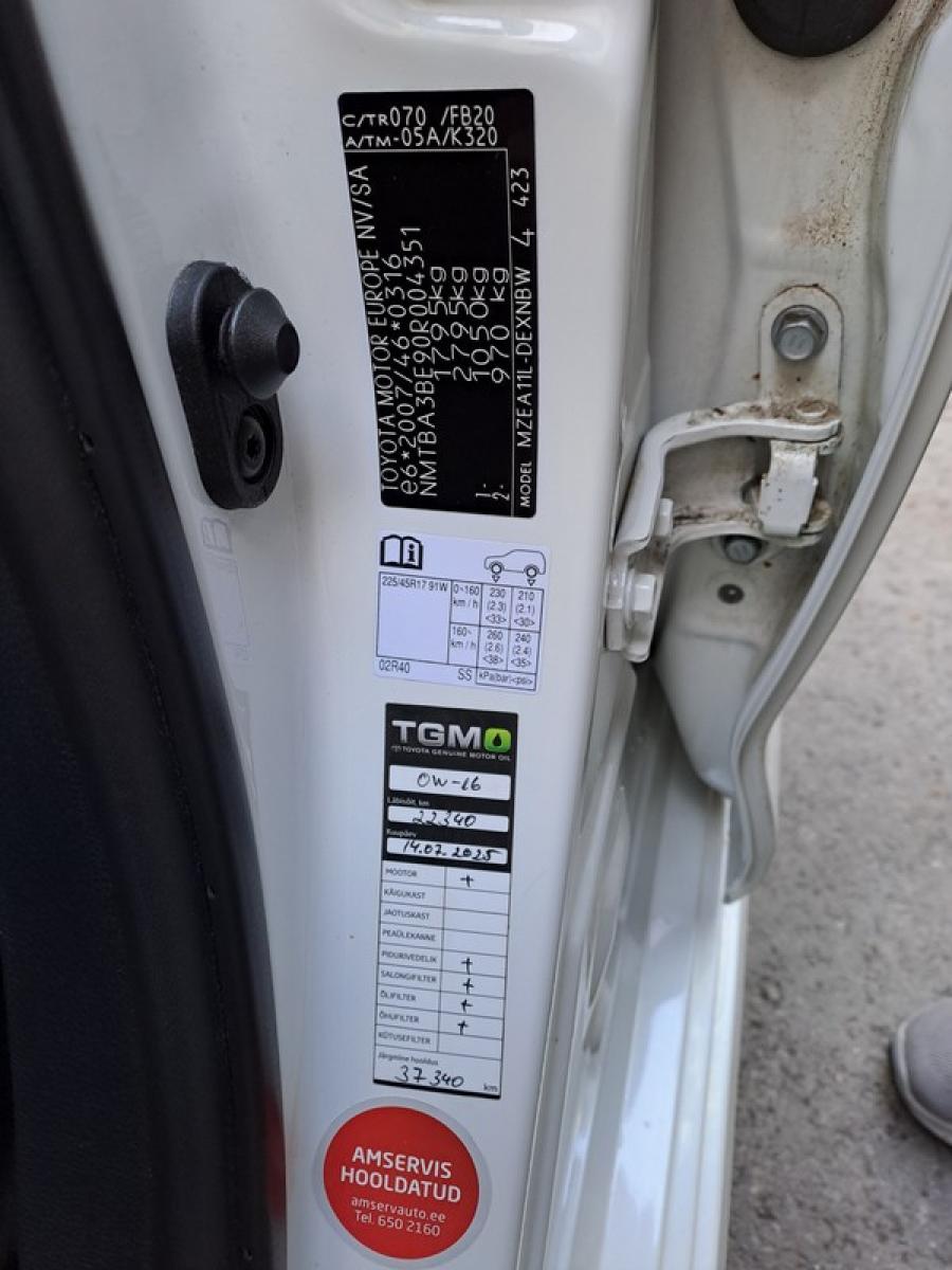 Toyota Corolla 2021 in Tallinn, with an engine capacity of 1.50 L and mileage of 29 thousand km for 22300 €, photo 12 on AUTOMOTO.COM.LV