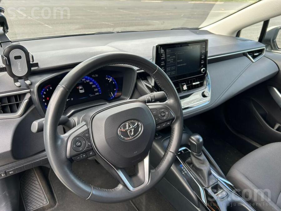 Toyota Corolla 2021 in Riga, with an engine capacity of 1.50 L and mileage of 32 thousand km for 18500 €, photo 8 on AUTOMOTO.COM.LV