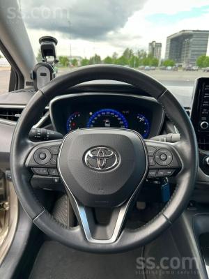 Toyota Corolla 2021 in Riga, with an engine capacity of 1.50 L and mileage of 32 thousand km for 18500 €, photo 9 on AUTOMOTO.COM.LV