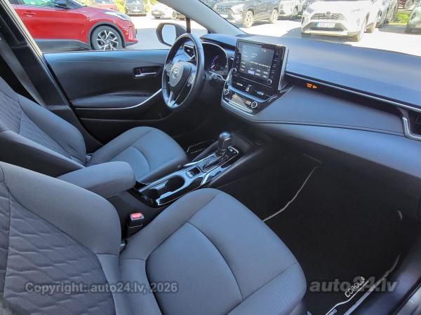 Toyota Corolla 2022 in Tallinn, with an engine capacity of 1.80 L and mileage of 66 thousand km for 17995 €, photo 6 on AUTOMOTO.COM.LV