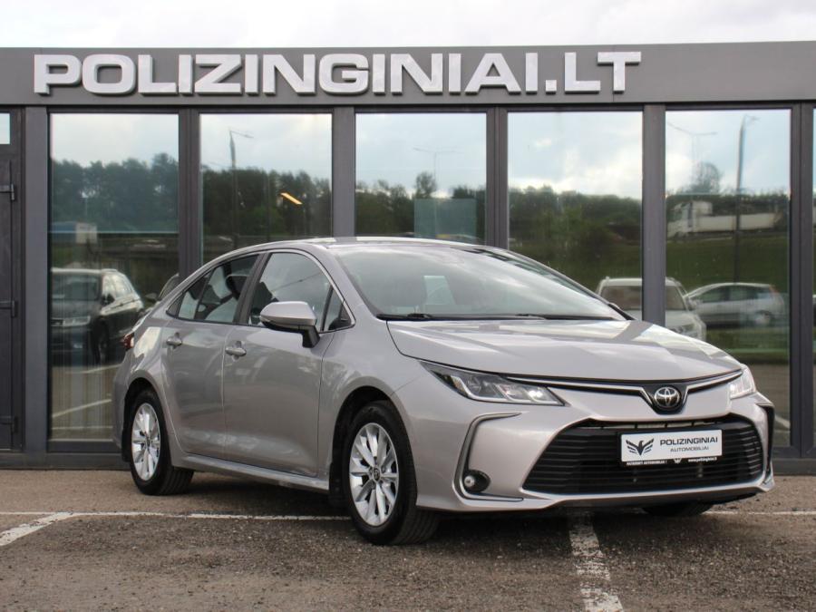 Toyota Corolla 2022 in Vilnius, with an engine capacity of 1.50 L and mileage of 77 thousand km for 15750 €, photo 3 on AUTOMOTO.COM.LV