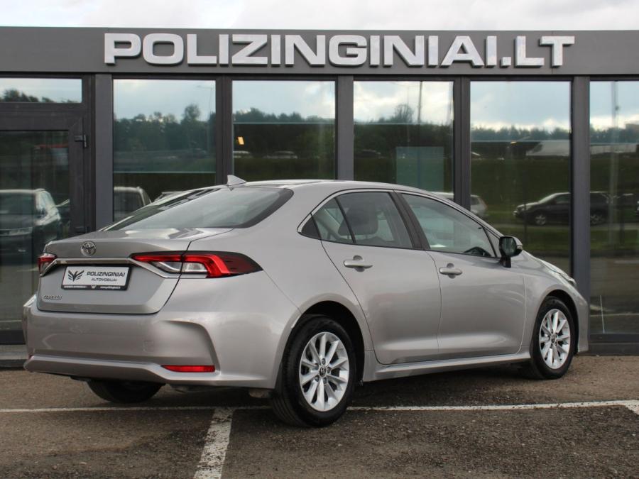 Toyota Corolla 2022 in Vilnius, with an engine capacity of 1.50 L and mileage of 77 thousand km for 15750 €, photo 5 on AUTOMOTO.COM.LV