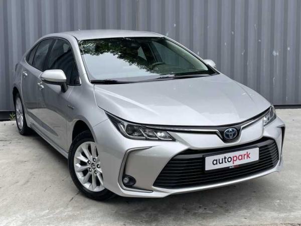 Toyota Corolla 2022 in Vilnius, with an engine capacity of 1.80 L and mileage of 134 thousand km for 17500 €, photo 2 on AUTOMOTO.COM.LV