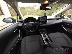 Toyota Corolla 2022 in Riga, with an engine capacity of 1.50 L and mileage of 68 thousand km for 16500 €, photo 9 on AUTOMOTO.COM.LV