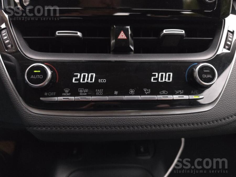 Toyota Corolla 2022 in Riga, with an engine capacity of 1.50 L and mileage of 68 thousand km for 16500 €, photo 12 on AUTOMOTO.COM.LV