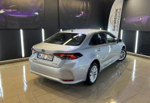 Toyota Corolla 2022 Viļņa, ar dzinēja tilpumu 1.80 L un nobraukumu 35 tūkst. km par 18950 €, foto 3 vietnē AUTOMOTO.COM.LV