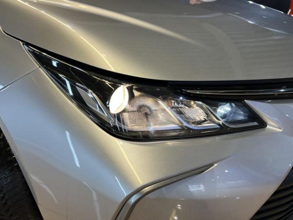 Toyota Corolla 2022 in Vilnius, with an engine capacity of 1.80 L and mileage of 35 thousand km for 18950 €, photo 3 on AUTOMOTO.COM.LV