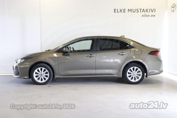 Toyota Corolla 2022 in Tallinn, with an engine capacity of 1.80 L and mileage of 52 thousand km for 18890 €, photo 3 on AUTOMOTO.COM.LV