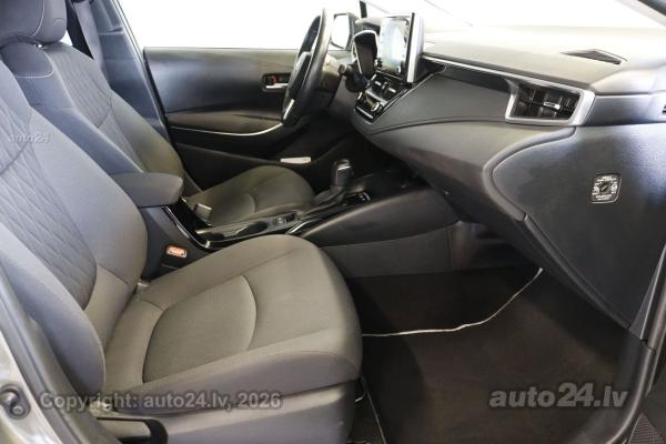 Toyota Corolla 2022 in Tallinn, with an engine capacity of 1.80 L and mileage of 52 thousand km for 18890 €, photo 6 on AUTOMOTO.COM.LV