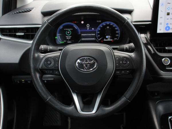 Toyota Corolla 2023 in Vilnius, with an engine capacity of 1.80 L and mileage of 74 thousand km for 20200 €, photo 4 on AUTOMOTO.COM.LV