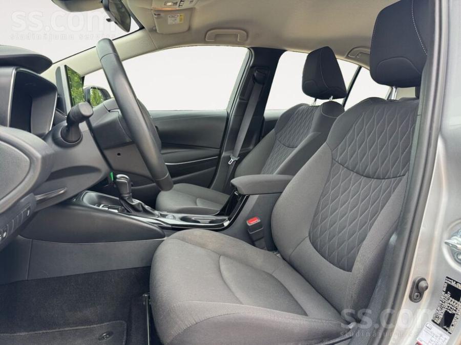 Toyota Corolla 2023 in Riga, with an engine capacity of 1.50 L and mileage of 30 thousand km for 17900 €, photo 12 on AUTOMOTO.COM.LV