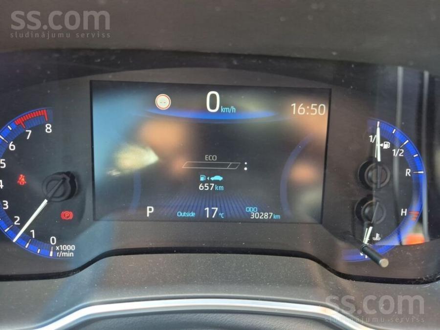 Toyota Corolla 2023 in Riga, with an engine capacity of 1.50 L and mileage of 30 thousand km for 17900 €, photo 14 on AUTOMOTO.COM.LV