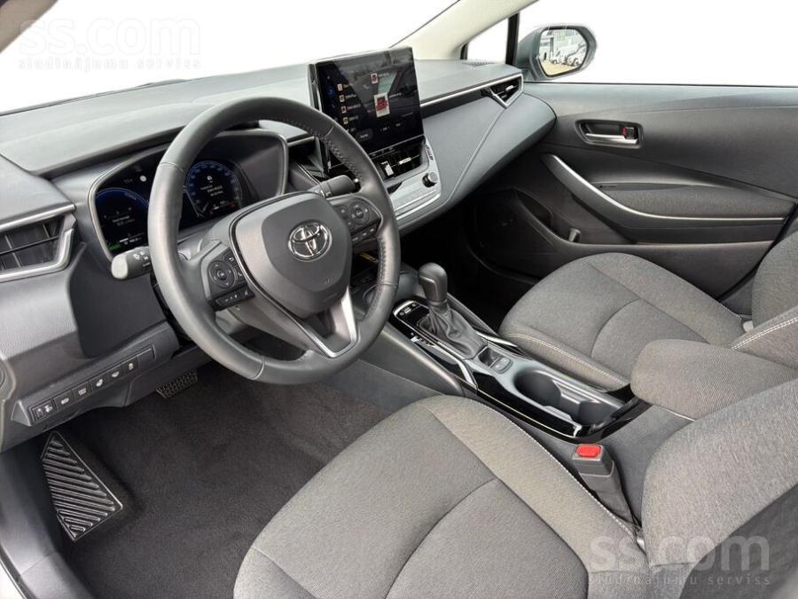 Toyota Corolla 2025 Rīga, ar dzinēja tilpumu 1.80 L un nobraukumu 12 tūkst. km par 27990 €, foto 12 vietnē AUTOMOTO.COM.LV