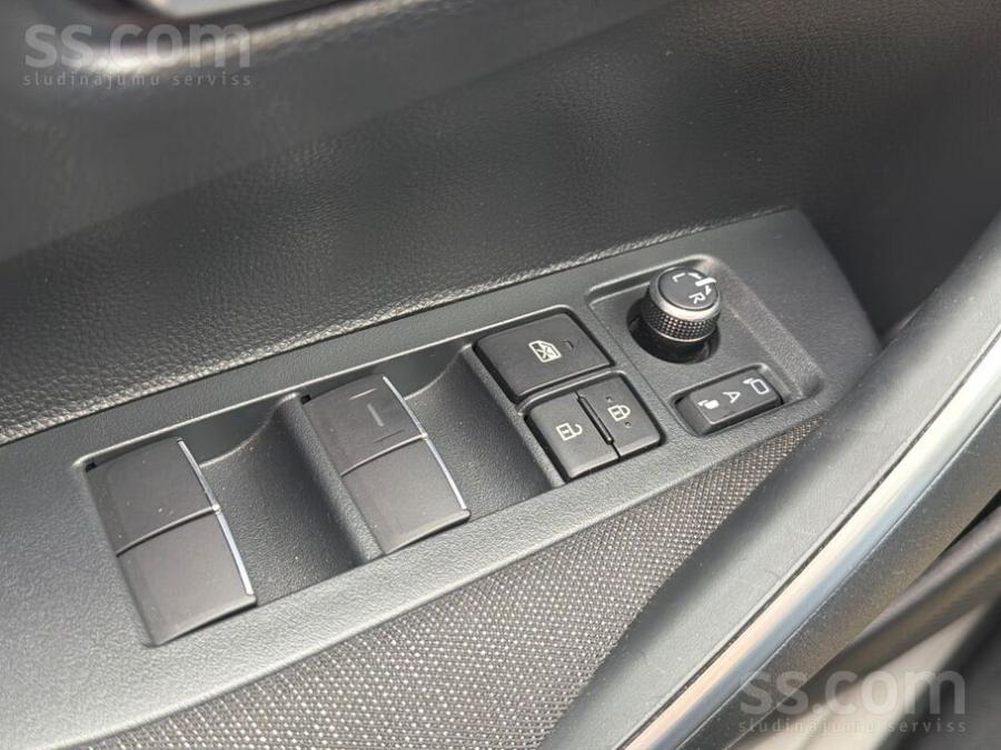 Toyota Corolla 2025 Rīga, ar dzinēja tilpumu 1.80 L un nobraukumu 12 tūkst. km par 27990 €, foto 25 vietnē AUTOMOTO.COM.LV