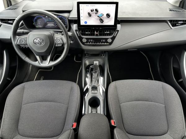 Toyota Corolla 2025 Viļņa, ar dzinēja tilpumu 1.80 L un nobraukumu 46 tūkst. km par 22950 €, foto 3 vietnē AUTOMOTO.COM.LV