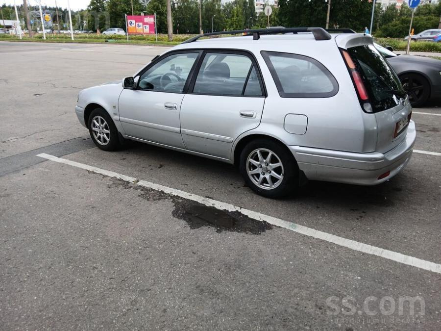 Toyota Corolla 2000 Rīga, ar dzinēja tilpumu 1.60 L un nobraukumu 260 tūkst. km par 1050 €, foto 2 vietnē AUTOMOTO.COM.LV