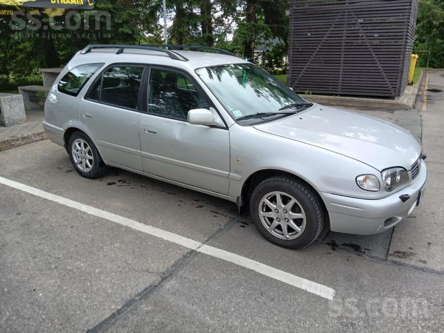 Toyota Corolla 2000 Rīga, ar dzinēja tilpumu 1.60 L un nobraukumu 260 tūkst. km par 1050 €, foto 4 vietnē AUTOMOTO.COM.LV