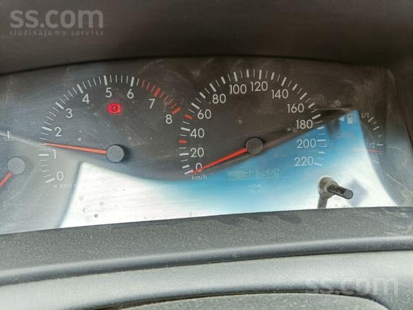 Toyota Corolla 2003 Rīga, ar dzinēja tilpumu 1.60 L un nobraukumu 388 tūkst. km par 895 €, foto 7 vietnē AUTOMOTO.COM.LV