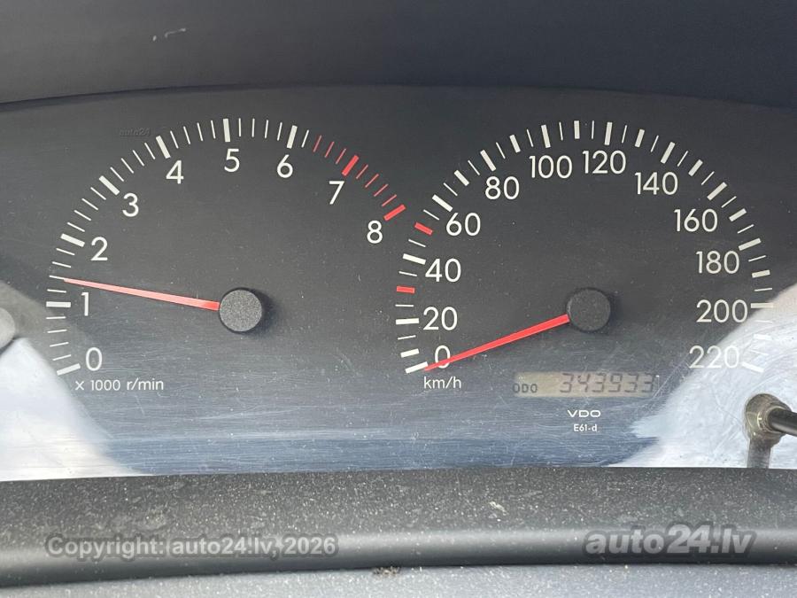 Toyota Corolla 2003 Tallina, ar dzinēja tilpumu 1.60 L un nobraukumu 344 tūkst. km par 1250 €, foto 10 vietnē AUTOMOTO.COM.LV
