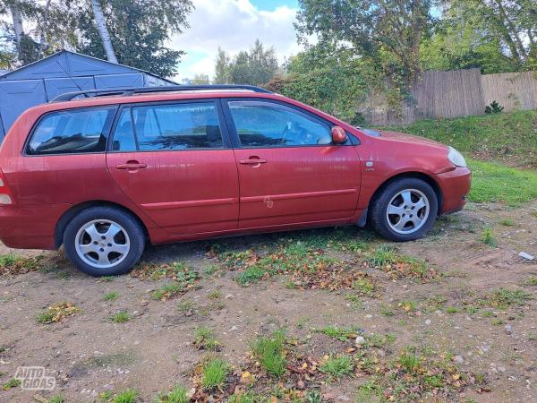 Toyota Corolla 2003 in Radviliskis, with an engine capacity of 1.40 L and mileage of 226 thousand km for 1100 €, photo 3 on AUTOMOTO.COM.LV