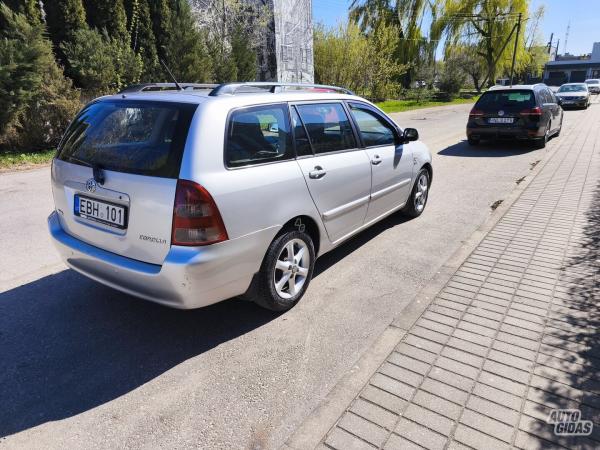 Toyota Corolla 2004 in Kaunas, with an engine capacity of 2.00 L and mileage of 300 thousand km for 1200 €, photo 3 on AUTOMOTO.COM.LV
