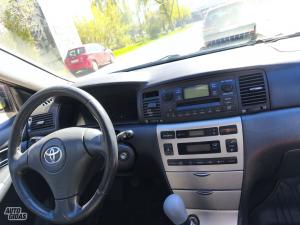 Toyota Corolla 2004 Kauņa, ar dzinēja tilpumu 2.00 L un nobraukumu 300 tūkst. km par 1200 €, foto 8 vietnē AUTOMOTO.COM.LV