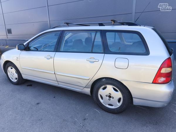 Toyota Corolla 2004 Kauņa, ar dzinēja tilpumu 2.00 L un nobraukumu 380 tūkst. km par 900 €, foto 5 vietnē AUTOMOTO.COM.LV