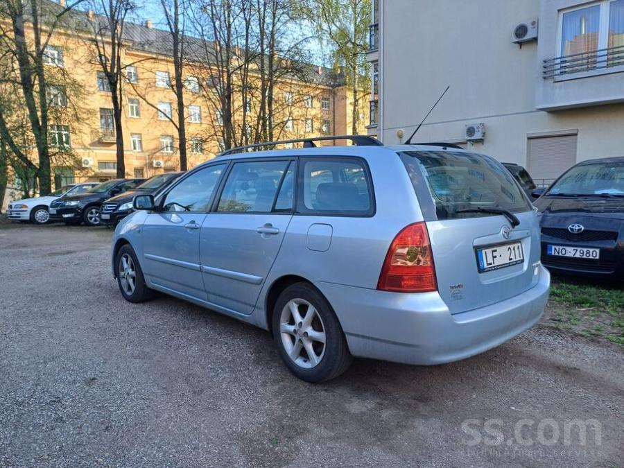Toyota Corolla 2005 in Daugavpils, with an engine capacity of 2.00 L and mileage of 0 thousand km for 1950 €, photo 4 on AUTOMOTO.COM.LV