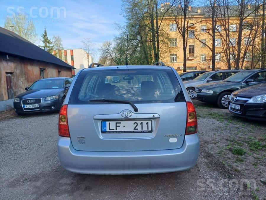 Toyota Corolla 2005 in Daugavpils, with an engine capacity of 2.00 L and mileage of 0 thousand km for 1750 €, photo 5 on AUTOMOTO.COM.LV