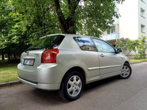 Toyota Corolla 2006 in Kaunas, with an engine capacity of 2.00 L and mileage of 301 thousand km for 1850 €, photo 3 on AUTOMOTO.COM.LV