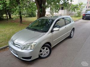 Toyota Corolla 2006 in Kaunas, with an engine capacity of 2.00 L and mileage of 301 thousand km for 1850 €, photo 4 on AUTOMOTO.COM.LV