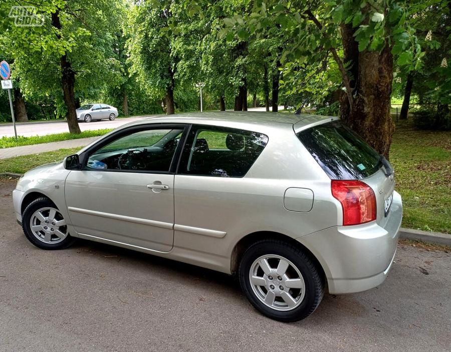 Toyota Corolla 2006 in Kaunas, with an engine capacity of 2.00 L and mileage of 301 thousand km for 1850 €, photo 8 on AUTOMOTO.COM.LV