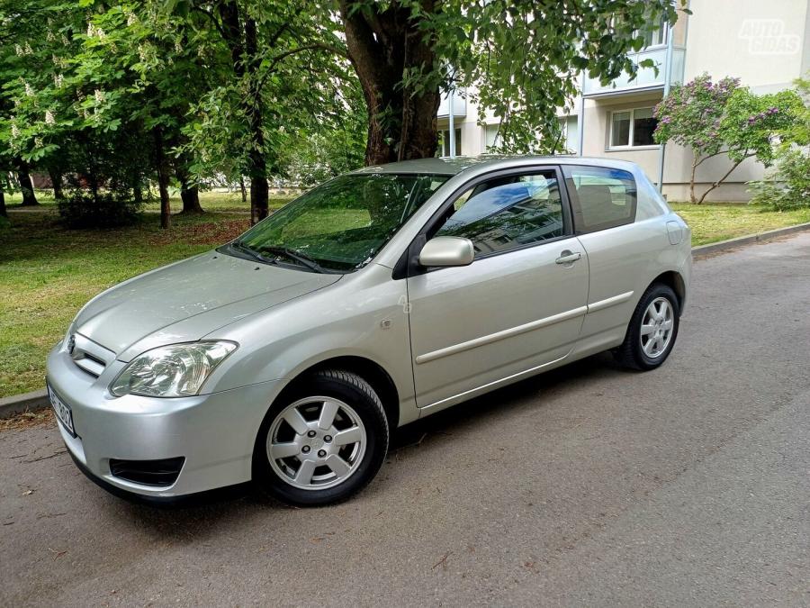 Toyota Corolla 2006 in Kaunas, with an engine capacity of 2.00 L and mileage of 301 thousand km for 1850 €, photo 9 on AUTOMOTO.COM.LV