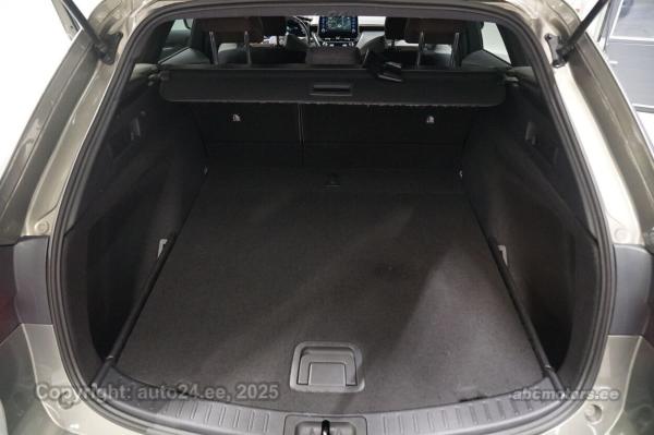Toyota Corolla 2020 Tallina, ar dzinēja tilpumu 1.80 L un nobraukumu 62 tūkst. km par 18990 €, foto 11 vietnē AUTOMOTO.COM.LV