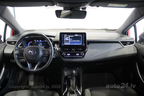 Toyota Corolla 2020 in Tallinn, with an engine capacity of 1.20 L and mileage of 71 thousand km for 17290 €, photo 8 on AUTOMOTO.COM.LV
