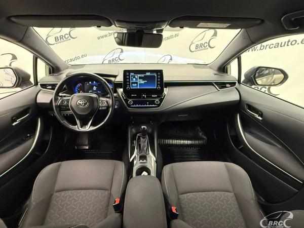 Toyota Corolla 2020 Viļņa vietnē Toyota Corolla 2020 Viļņa, ar dzinēja tilpumu 1.80 L un nobraukumu 110 tūkst. km par 15500 €, foto 4 vietnē AUTOMOTO.COM.LV