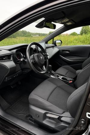 Toyota Corolla 2020 in Tallinn, with an engine capacity of 1.20 L and mileage of 160 thousand km for 13999 €, photo 11 on AUTOMOTO.COM.LV