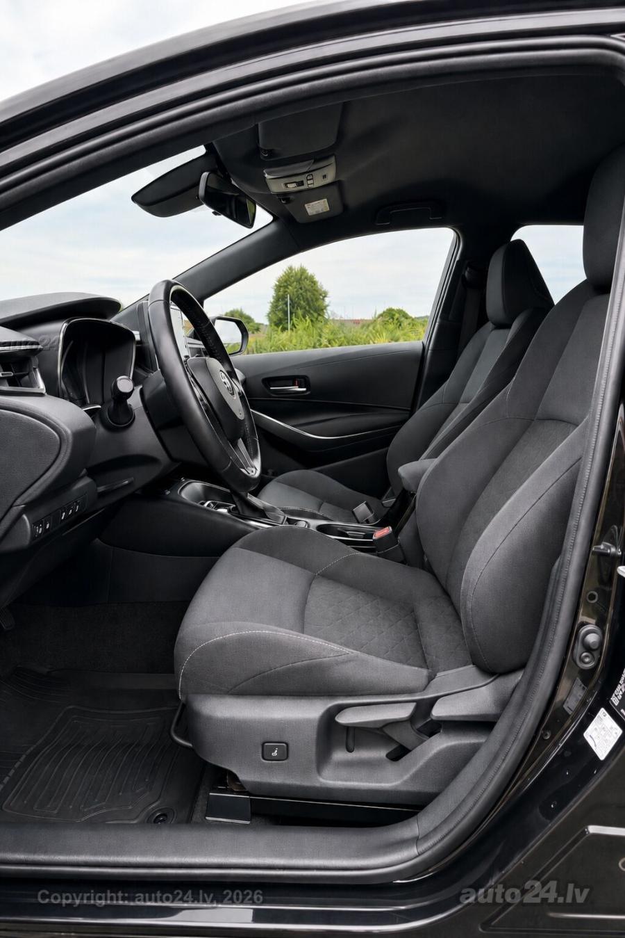 Toyota Corolla 2020 in Tallinn, with an engine capacity of 1.20 L and mileage of 160 thousand km for 13999 €, photo 12 on AUTOMOTO.COM.LV