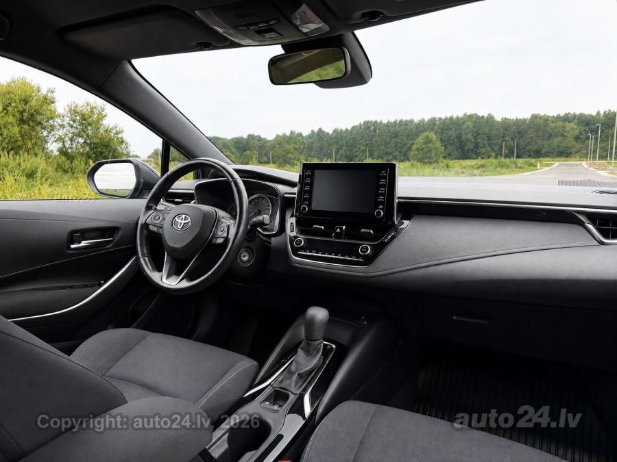 Toyota Corolla 2020 in Tallinn, with an engine capacity of 1.20 L and mileage of 160 thousand km for 13999 €, photo 17 on AUTOMOTO.COM.LV