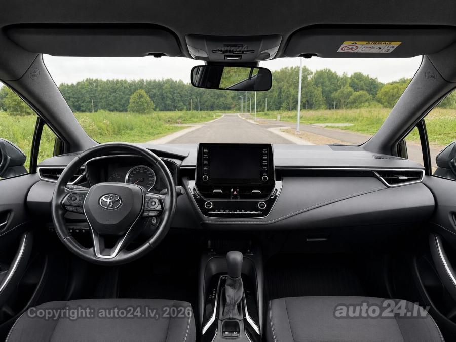Toyota Corolla 2020 in Tallinn, with an engine capacity of 1.20 L and mileage of 160 thousand km for 13999 €, photo 18 on AUTOMOTO.COM.LV