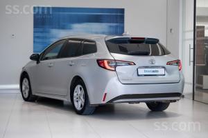 Toyota Corolla 2021 in Riga, with an engine capacity of 1.20 L and mileage of 120 thousand km for 14390 €, photo 4 on AUTOMOTO.COM.LV