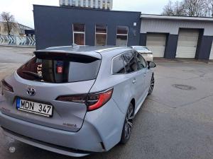 Toyota Corolla 2021 Viļņa, ar dzinēja tilpumu 1.80 L un nobraukumu 132 tūkst. km par 17800 €, foto 3 vietnē AUTOMOTO.COM.LV
