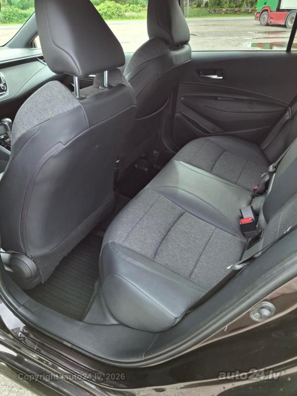 Toyota Corolla 2021 in Haapsalu, with an engine capacity of 1.20 L and mileage of 114 thousand km for 17600 €, photo 9 on AUTOMOTO.COM.LV