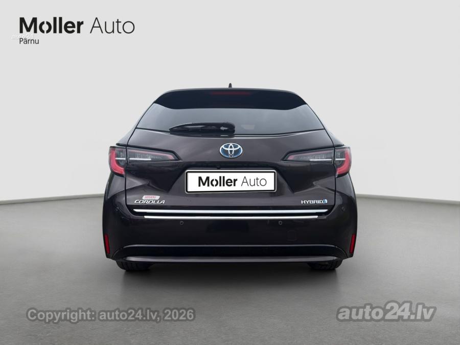 Toyota Corolla 2022 in Parnu, with an engine capacity of 1.80 L and mileage of 80 thousand km for 21900 €, photo 5 on AUTOMOTO.COM.LV