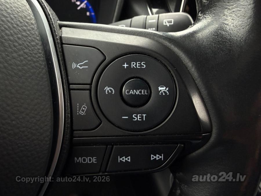 Toyota Corolla 2022 in Parnu, with an engine capacity of 1.80 L and mileage of 80 thousand km for 21900 €, photo 14 on AUTOMOTO.COM.LV