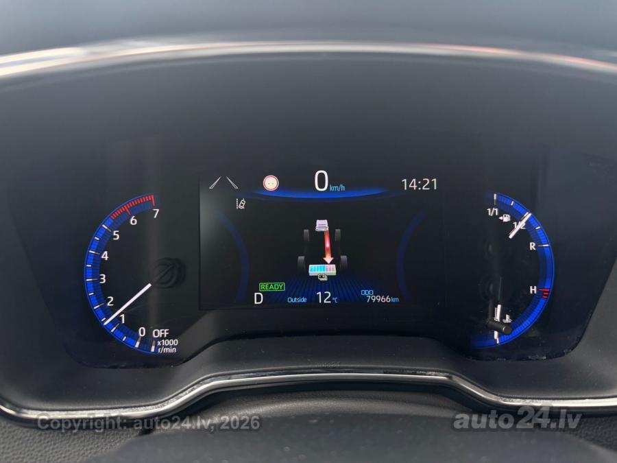 Toyota Corolla 2022 in Parnu, with an engine capacity of 1.80 L and mileage of 80 thousand km for 21900 €, photo 17 on AUTOMOTO.COM.LV