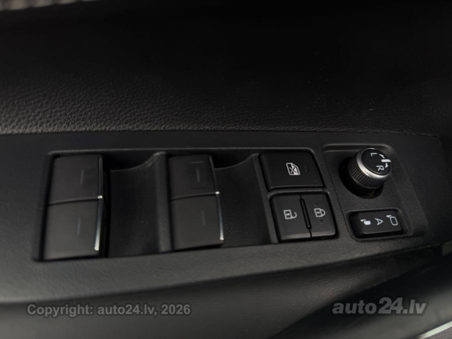 Toyota Corolla 2022 in Parnu, with an engine capacity of 1.80 L and mileage of 80 thousand km for 21900 €, photo 20 on AUTOMOTO.COM.LV